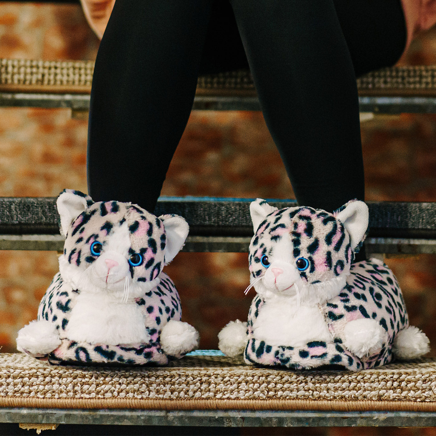 Online shop for cosy animal novelty slippers, paw claw and plush ...